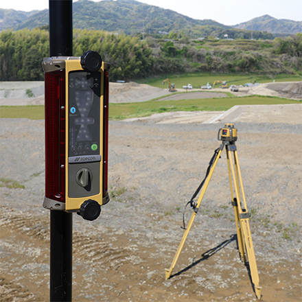 LS-B200 / 200W "レーザーセンサー" | トプコン ポジショニング ウェブサイト